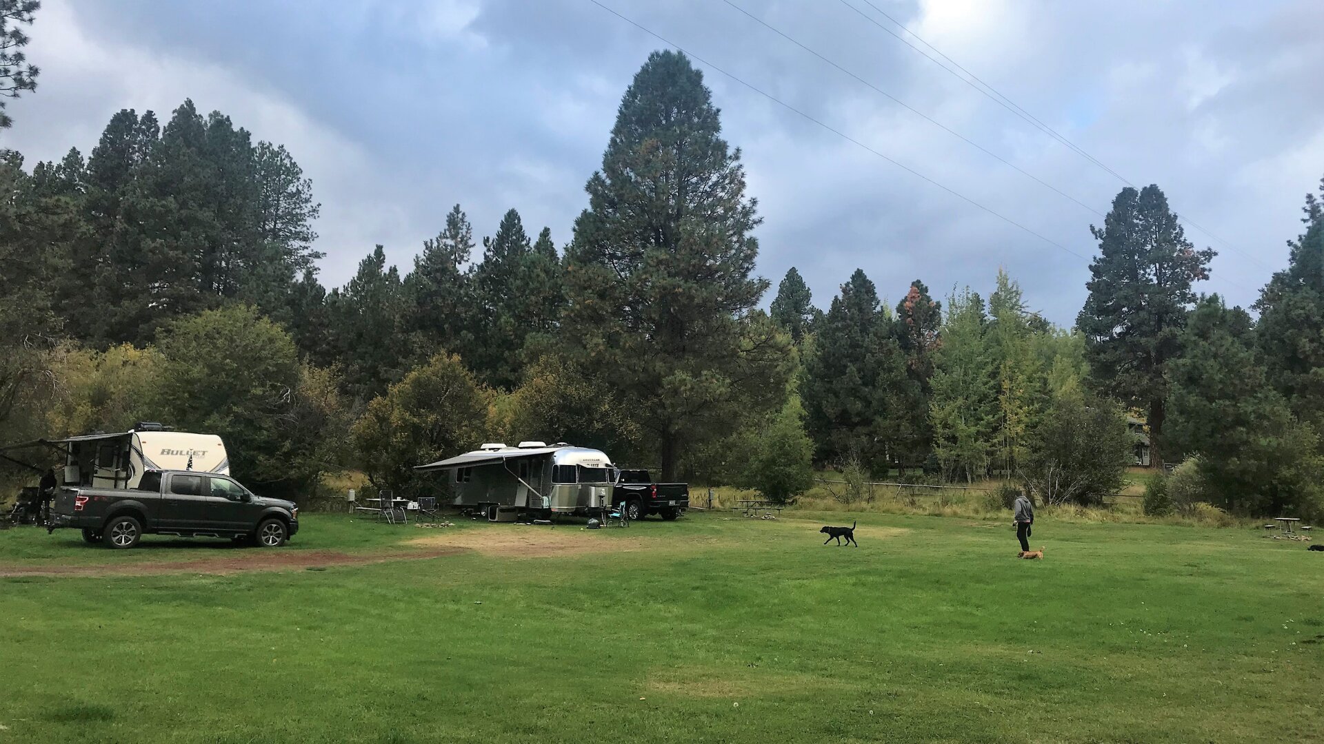 Cold Springs Resort and RV Park in Camp Sherman, Oregon - Creekside RV 2